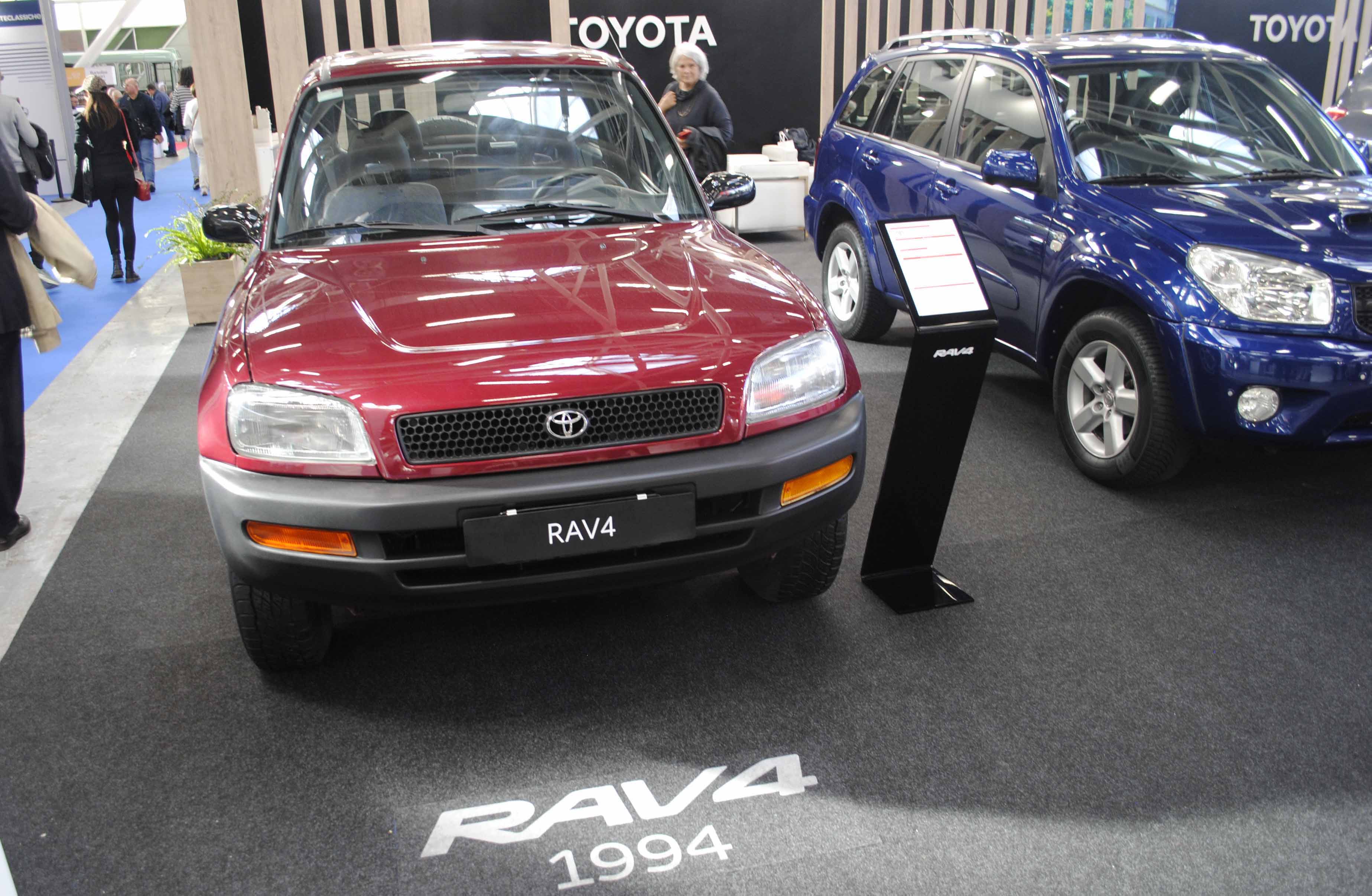Auto-Moto-d-Epoca - Toyota Toyota Rav4 del 1994 prima generazione ad ...