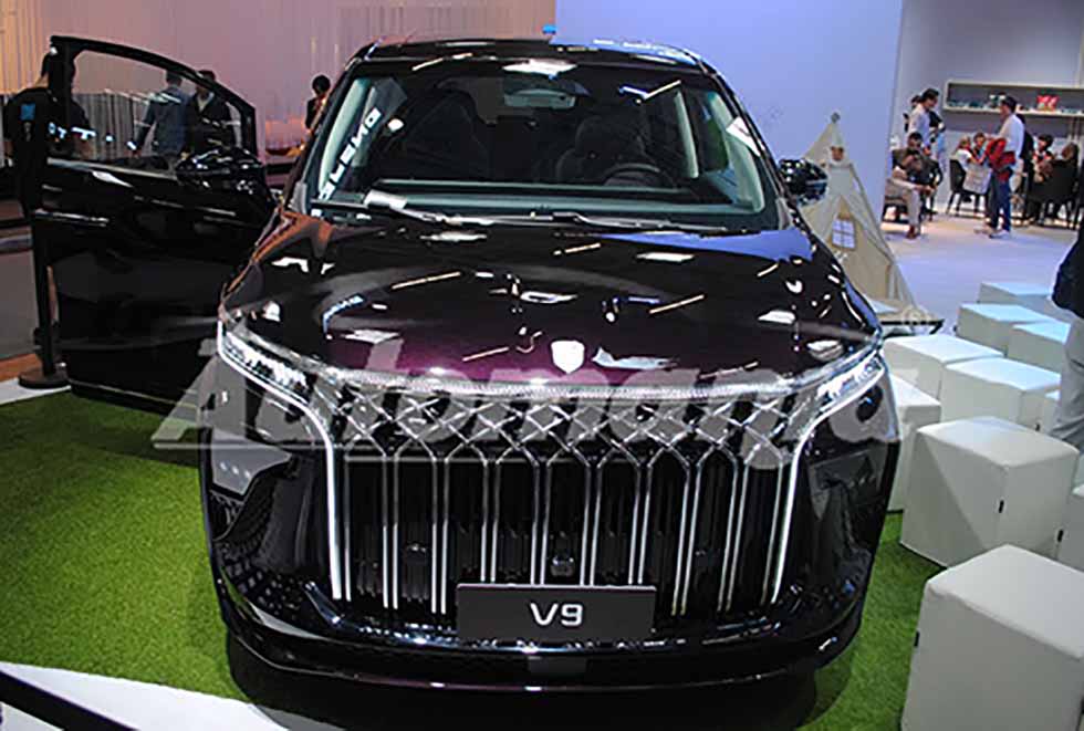 IAA-Mobility - ForThing ForThing U-Tour V9 mega Suv famigliare della ...